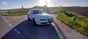 Alfa Romeo 159 2012 in Vilkaviskis, with an engine capacity of 2.00 L and mileage of 280 thousand km for 2600 €, photo 3 on AUTOMOTO.COM.LV