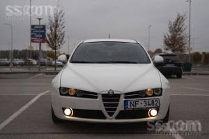 Balts Alfa Romeo 159 2010 Rīga, ar dzinēja tilpumu 2.40 L un nobraukumu 301 tūkst. km par 5350 €, foto 3 vietnē AUTOMOTO.COM.LV