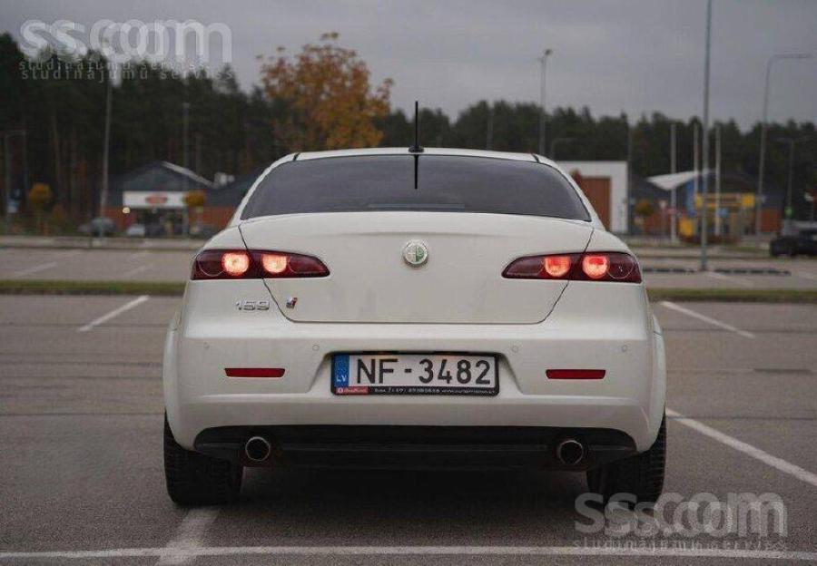 Balts Alfa Romeo 159 2010 Rīga, ar dzinēja tilpumu 2.40 L un nobraukumu 301 tūkst. km par 5350 €, foto 6 vietnē AUTOMOTO.COM.LV