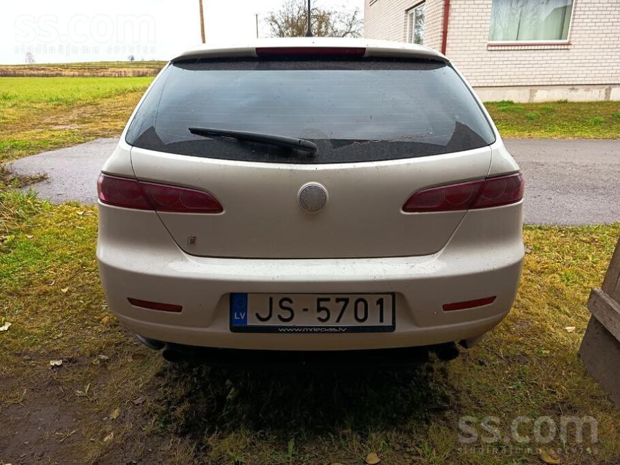 Balts Alfa Romeo 159 2008 Daugavpils, ar dzinēja tilpumu 2.20 L un nobraukumu 190 tūkst. km par 900 €, foto 7 vietnē AUTOMOTO.COM.LV