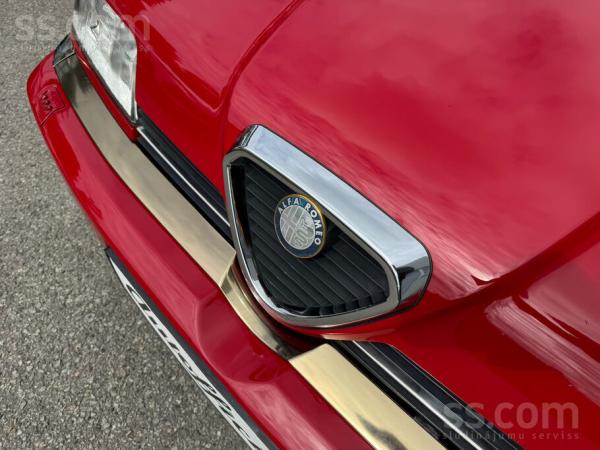 Red Alfa Romeo 164 1998 in Riga, with an engine capacity of 3.00 L and mileage of 112 thousand km for 13900 €, photo 9 on AUTOMOTO.COM.LV