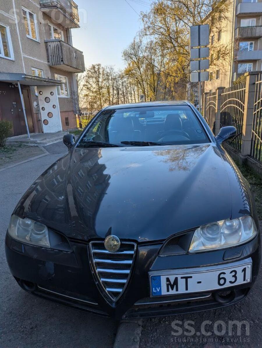 Melns Alfa Romeo 166 2004 Rīga, ar dzinēja tilpumu 2.40 L un nobraukumu 316 tūkst. km par 400 €, foto 1 vietnē AUTOMOTO.COM.LV