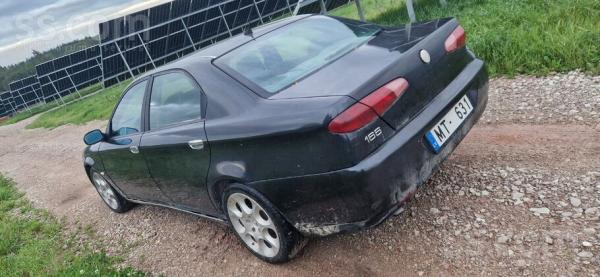 Alfa Romeo 166 2004 Valmiera vietnÄ Melns Alfa Romeo 166 2004 Valmiera, ar dzinÄja tilpumu 2.40 L un nobraukumu 321 tÅ«kst. km par 700 ā¬, foto 4 vietnÄ AUTOMOTO.COM.LV