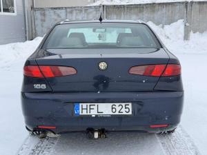 Blue Alfa Romeo 166 2005 in Vilnius, with an engine capacity of 2.39 L and mileage of 294 thousand km for 1950 €, photo 6 on AUTOMOTO.COM.LV