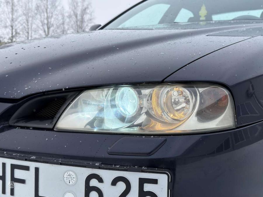 Blue Alfa Romeo 166 2005 in Vilnius, with an engine capacity of 2.39 L and mileage of 294 thousand km for 1950 €, photo 12 on AUTOMOTO.COM.LV