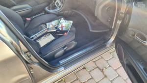 Grey Alfa Romeo 166 2004 in Siauliai, with an engine capacity of 2.40 L and mileage of 272 thousand km for 499 €, photo 15 on AUTOMOTO.COM.LV