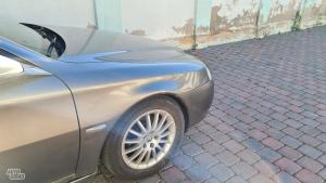 Grey Alfa Romeo 166 2004 in Siauliai, with an engine capacity of 2.40 L and mileage of 272 thousand km for 499 €, photo 23 on AUTOMOTO.COM.LV