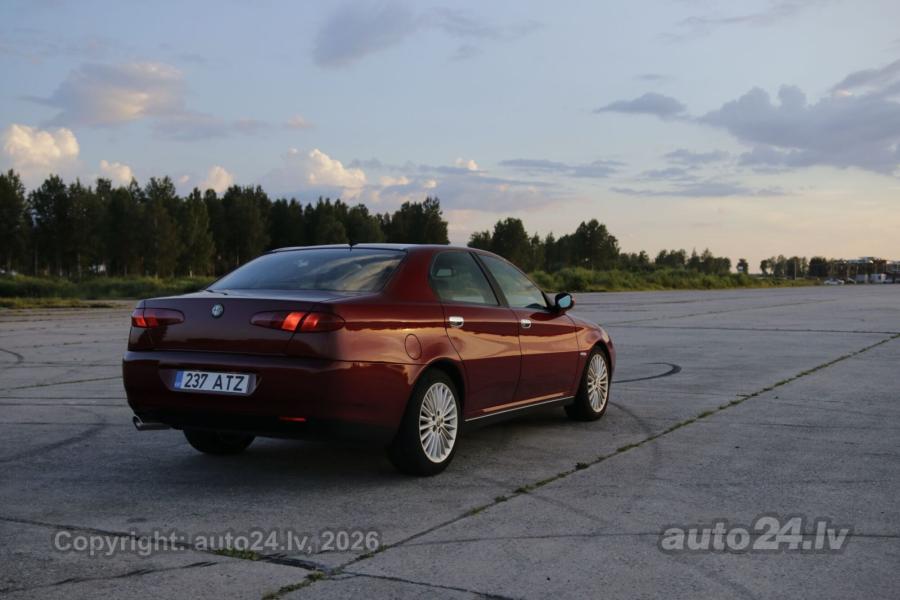 Red Alfa Romeo 166 1999 in Tallinn, with an engine capacity of 2.50 L and mileage of 179 thousand km for 8600 €, photo 6 on AUTOMOTO.COM.LV