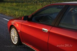 Red Alfa Romeo 166 1999 in Tallinn, with an engine capacity of 2.50 L and mileage of 179 thousand km for 8600 €, photo 9 on AUTOMOTO.COM.LV