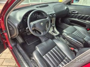 Red Alfa Romeo 166 1999 in Tallinn, with an engine capacity of 2.50 L and mileage of 179 thousand km for 8600 €, photo 20 on AUTOMOTO.COM.LV