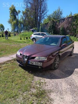 Красный Альфа Ромео 166 2005 в Рига, объемом двигателя 2.40 л и пробегом 320 тыс. км за 600 €, фото  на AUTOMOTO.COM.LV