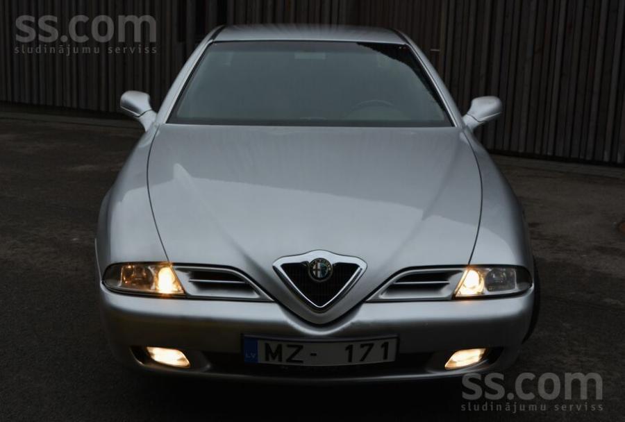 Alfa Romeo 166 1999 Rīga, ar dzinēja tilpumu 2.50 L un nobraukumu 259 tūkst. km par 2900 €, foto 4 vietnē AUTOMOTO.COM.LV