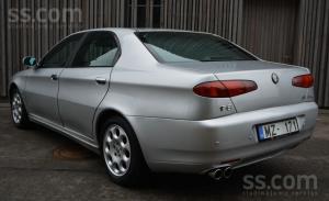 Alfa Romeo 166 1999 Rīga, ar dzinēja tilpumu 2.50 L un nobraukumu 259 tūkst. km par 2900 €, foto 5 vietnē AUTOMOTO.COM.LV