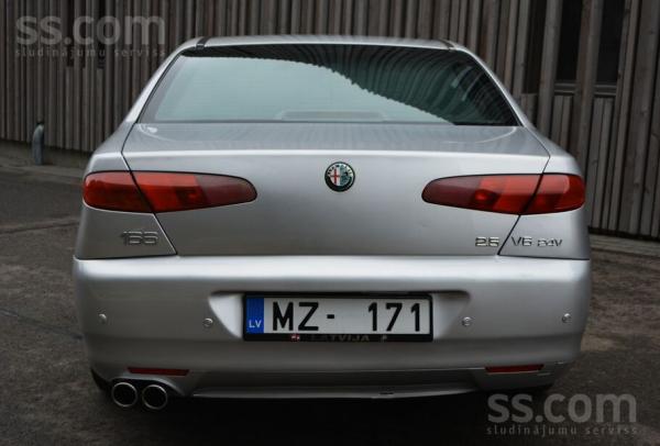 Alfa Romeo 166 1999 in Riga, with an engine capacity of 2.50 L and mileage of 259 thousand km for 2900 €, photo 5 on AUTOMOTO.COM.LV