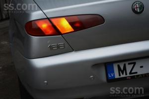 Alfa Romeo 166 1999 Rīga, ar dzinēja tilpumu 2.50 L un nobraukumu 259 tūkst. km par 2900 €, foto 13 vietnē AUTOMOTO.COM.LV
