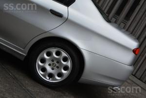 Alfa Romeo 166 1999 Rīga, ar dzinēja tilpumu 2.50 L un nobraukumu 259 tūkst. km par 2900 €, foto 16 vietnē AUTOMOTO.COM.LV