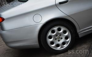 Alfa Romeo 166 1999 Rīga, ar dzinēja tilpumu 2.50 L un nobraukumu 259 tūkst. km par 2900 €, foto 18 vietnē AUTOMOTO.COM.LV