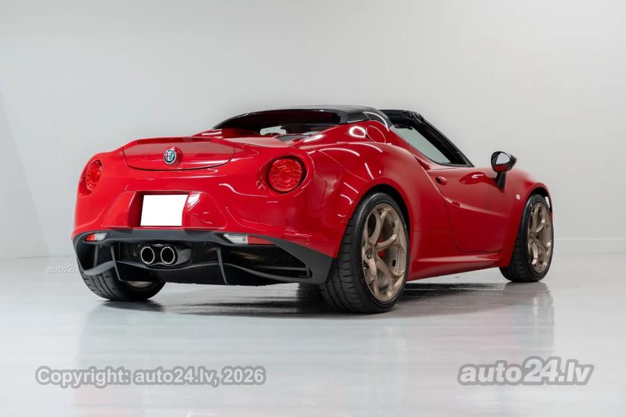 Sarkans Alfa Romeo 4C 2018 Tallina, ar dzinēja tilpumu 1.74 L un nobraukumu 87 tūkst. km par 63800 €, foto 6 vietnē AUTOMOTO.COM.LV