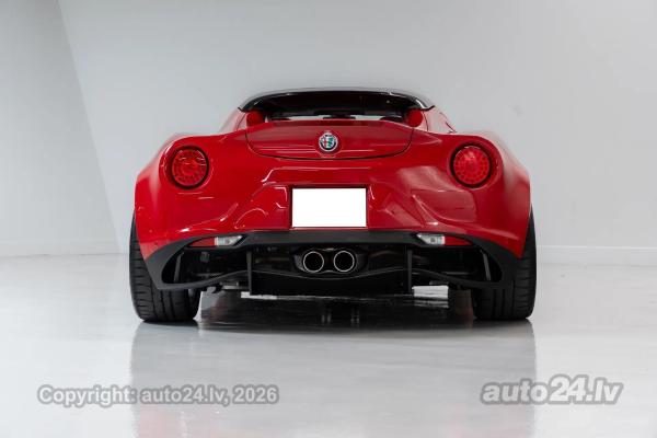 Sarkans Alfa Romeo 4C 2018 Tallina, ar dzinēja tilpumu 1.74 L un nobraukumu 87 tūkst. km par 63800 €, foto 6 vietnē AUTOMOTO.COM.LV