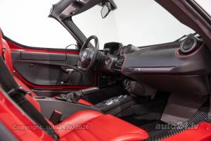 Sarkans Alfa Romeo 4C 2018 Tallina, ar dzinēja tilpumu 1.74 L un nobraukumu 87 tūkst. km par 63800 €, foto 19 vietnē AUTOMOTO.COM.LV