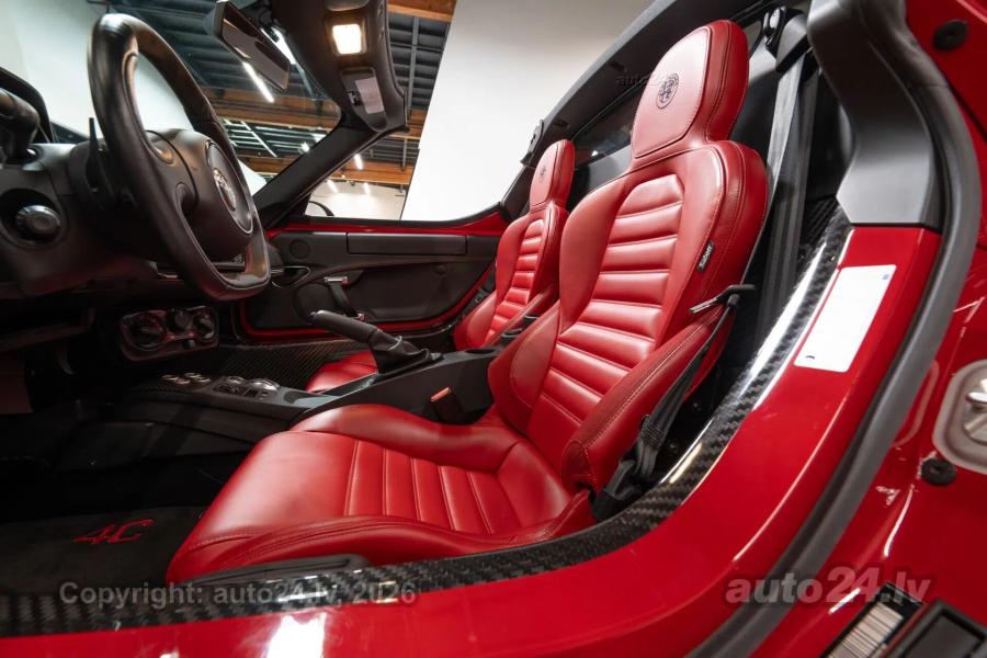 Sarkans Alfa Romeo 4C 2018 Tallina, ar dzinēja tilpumu 1.74 L un nobraukumu 87 tūkst. km par 63800 €, foto 26 vietnē AUTOMOTO.COM.LV