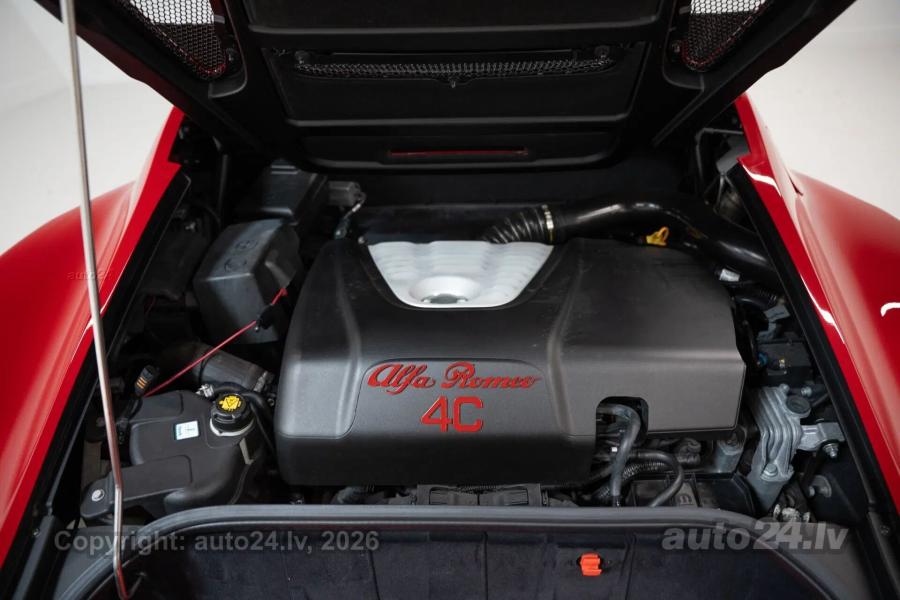 Sarkans Alfa Romeo 4C 2018 Tallina, ar dzinēja tilpumu 1.74 L un nobraukumu 87 tūkst. km par 63800 €, foto 29 vietnē AUTOMOTO.COM.LV
