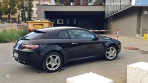 Black Alfa Romeo Brera 2006 in Kaunas, with an engine capacity of 0.00 L and mileage of 283 thousand km for 2600 €, photo 7 on AUTOMOTO.COM.LV