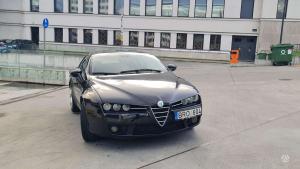 Black Alfa Romeo Brera 2006 in Kaunas, with an engine capacity of 0.00 L and mileage of 283 thousand km for 2600 €, photo 9 on AUTOMOTO.COM.LV