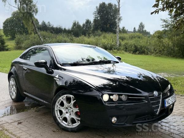 Melns Alfa Romeo Brera 2007 Cēsis, ar dzinēja tilpumu 2.20 L un nobraukumu 174 tūkst. km par 3200 €, foto 1 vietnē AUTOMOTO.COM.LV
