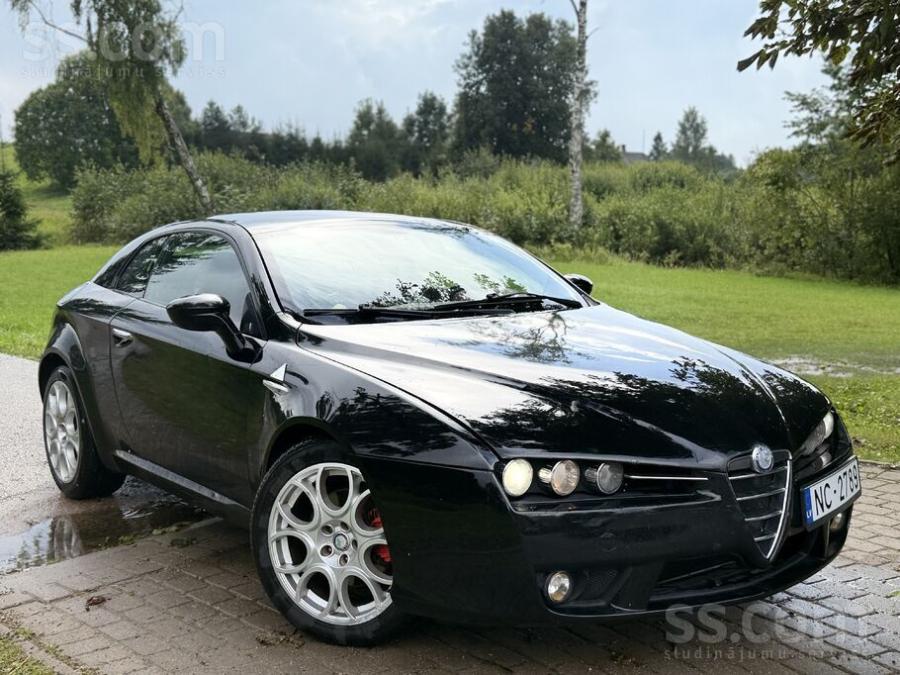 Melns Alfa Romeo Brera 2007 Cēsis, ar dzinēja tilpumu 2.20 L un nobraukumu 174 tūkst. km par 3200 €, foto 1 vietnē AUTOMOTO.COM.LV