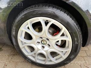 Melns Alfa Romeo Brera 2007 Cēsis, ar dzinēja tilpumu 2.20 L un nobraukumu 174 tūkst. km par 3200 €, foto 7 vietnē AUTOMOTO.COM.LV