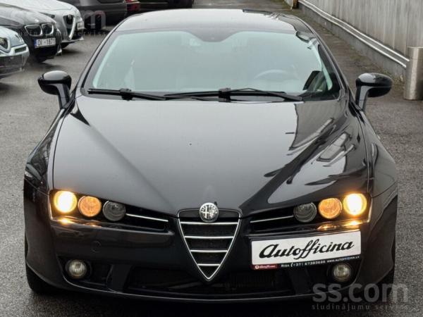 Melns Alfa Romeo Brera 2008 Rīga, ar dzinēja tilpumu 2.40 L un nobraukumu 203 tūkst. km par 5900 €, foto 2 vietnē AUTOMOTO.COM.LV