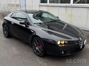 Black Alfa Romeo Brera 2008 in Riga, with an engine capacity of 2.40 L and mileage of 203 thousand km for 5900 €, photo 3 on AUTOMOTO.COM.LV