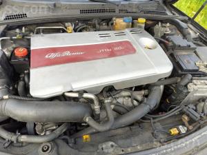 Melns Alfa Romeo Brera 2008 Rīga, ar dzinēja tilpumu 2.40 L un nobraukumu 238 tūkst. km par 3500 €, foto 18 vietnē AUTOMOTO.COM.LV