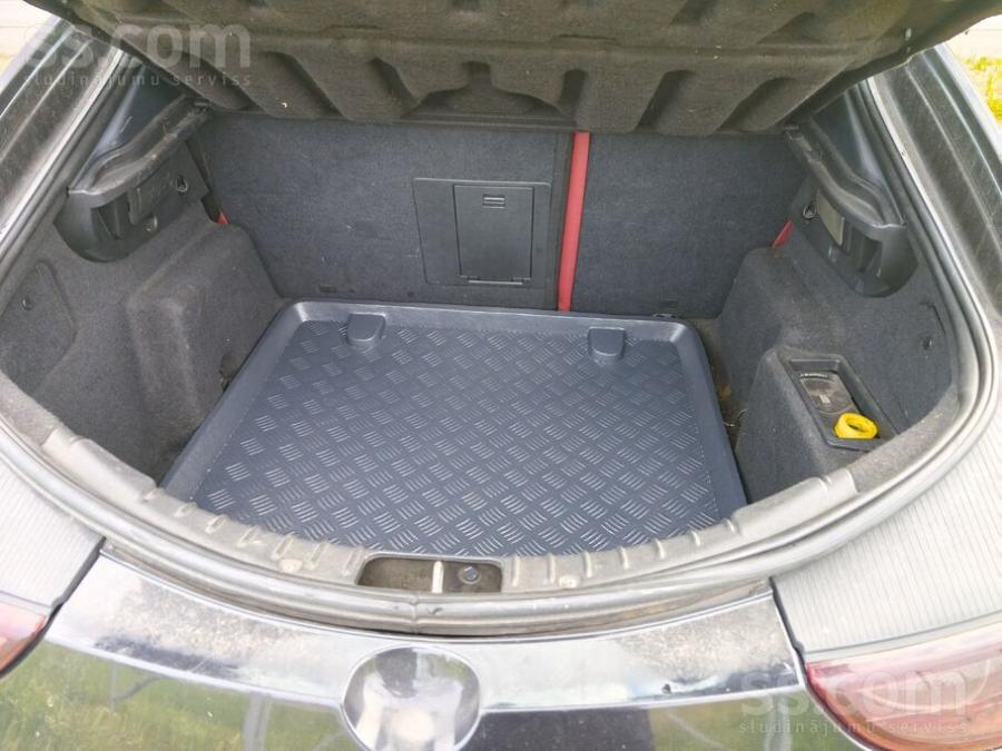 Melns Alfa Romeo Brera 2008 Rīga, ar dzinēja tilpumu 2.40 L un nobraukumu 238 tūkst. km par 3500 €, foto 20 vietnē AUTOMOTO.COM.LV
