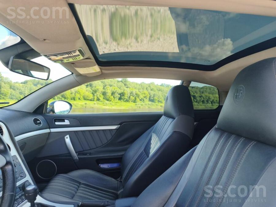 Black Alfa Romeo Brera 2008 in Daugavpils, with an engine capacity of 2.40 L and mileage of 218 thousand km for 6250 €, photo 14 on AUTOMOTO.COM.LV