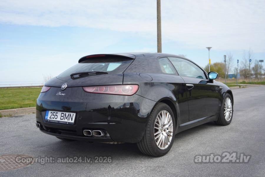 Melns Alfa Romeo Brera 2010 Tallina, ar dzinēja tilpumu 1.80 L un nobraukumu 143 tūkst. km par 14900 €, foto 5 vietnē AUTOMOTO.COM.LV