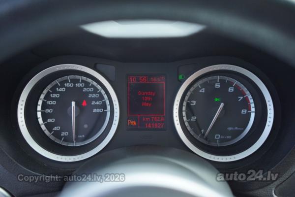 Black Alfa Romeo Brera 2010 in Tallinn, with an engine capacity of 1.80 L and mileage of 143 thousand km for 14900 €, photo 6 on AUTOMOTO.COM.LV