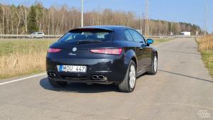 Alfa Romeo Brera 2006 in Kaunas, with an engine capacity of 2.40 L and mileage of 280 thousand km for 2850 €, photo 5 on AUTOMOTO.COM.LV