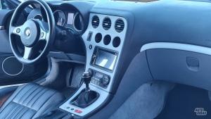 Alfa Romeo Brera 2006 in Kaunas, with an engine capacity of 2.40 L and mileage of 280 thousand km for 2850 €, photo 13 on AUTOMOTO.COM.LV