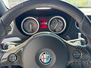 Pelēks Alfa Romeo Brera 2010 Rīga, ar dzinēja tilpumu 2.40 L un nobraukumu 254 tūkst. km par 9900 €, foto 24 vietnē AUTOMOTO.COM.LV
