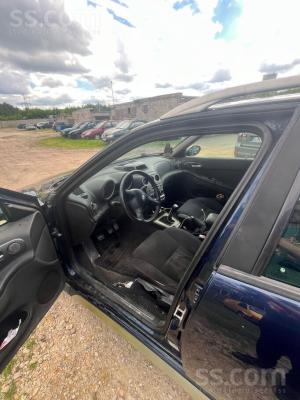 Alfa Romeo Crosswagon 2007 Rīga, ar dzinēja tilpumu 1.90 L un nobraukumu 370 tūkst. km par 1388 €, foto 6 vietnē AUTOMOTO.COM.LV