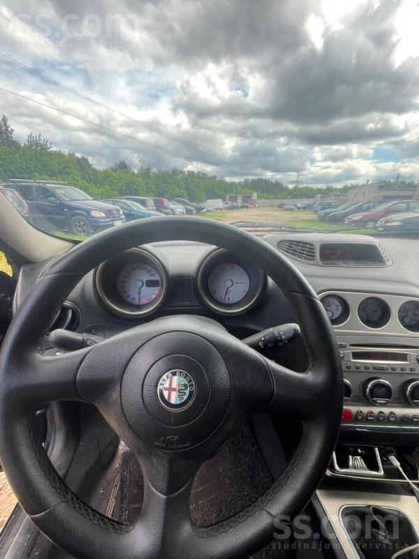 Alfa Romeo Crosswagon 2007 Rīga, ar dzinēja tilpumu 1.90 L un nobraukumu 370 tūkst. km par 1388 €, foto 6 vietnē AUTOMOTO.COM.LV