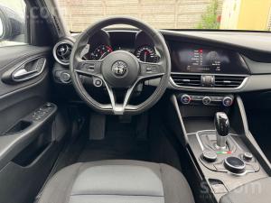 Melns Alfa Romeo Giulia 2016 Rīga, ar dzinēja tilpumu 2.20 L un nobraukumu 145 tūkst. km par 15900 €, foto 14 vietnē AUTOMOTO.COM.LV
