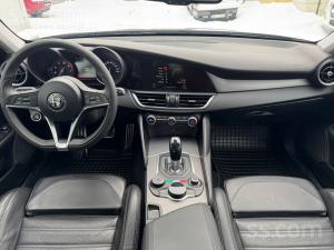 Melns Alfa Romeo Giulia 2017 Rīga, ar dzinēja tilpumu 2.00 L un nobraukumu 120 tūkst. km par 23900 €, foto 21 vietnē AUTOMOTO.COM.LV