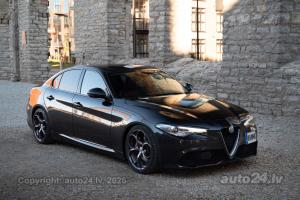 Melns Alfa Romeo Giulia 2017 Tallina, ar dzinēja tilpumu 2.00 L un nobraukumu 0 tūkst. km par 24000 €, foto 3 vietnē AUTOMOTO.COM.LV