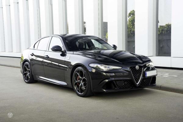 Melns Alfa Romeo Giulia 2019 Viļņa, ar dzinēja tilpumu 2.89 L un nobraukumu 69 tūkst. km par 46900 €, foto 6 vietnē AUTOMOTO.COM.LV