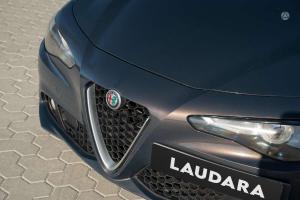 Zils Alfa Romeo Giulia 2017 Viļņa, ar dzinēja tilpumu 2.14 L un nobraukumu 277 tūkst. km par 8300 €, foto 13 vietnē AUTOMOTO.COM.LV