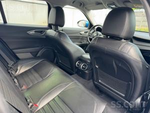 Blue Alfa Romeo Giulia 2017 in Riga, with an engine capacity of 2.20 L and mileage of 200 thousand km for 17500 €, photo 17 on AUTOMOTO.COM.LV