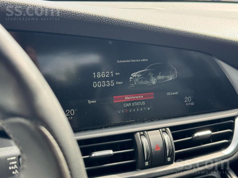 Blue Alfa Romeo Giulia 2017 in Riga, with an engine capacity of 2.20 L and mileage of 200 thousand km for 17500 €, photo 27 on AUTOMOTO.COM.LV